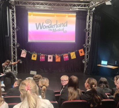 Hele's School - Home